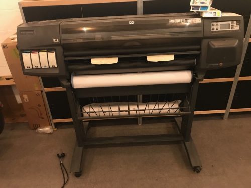 Plotter HP 1055 cm plus