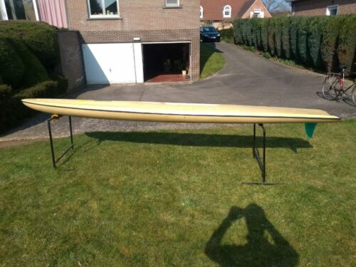 tiga surfplank rondbodem 3m80 met mastvoet